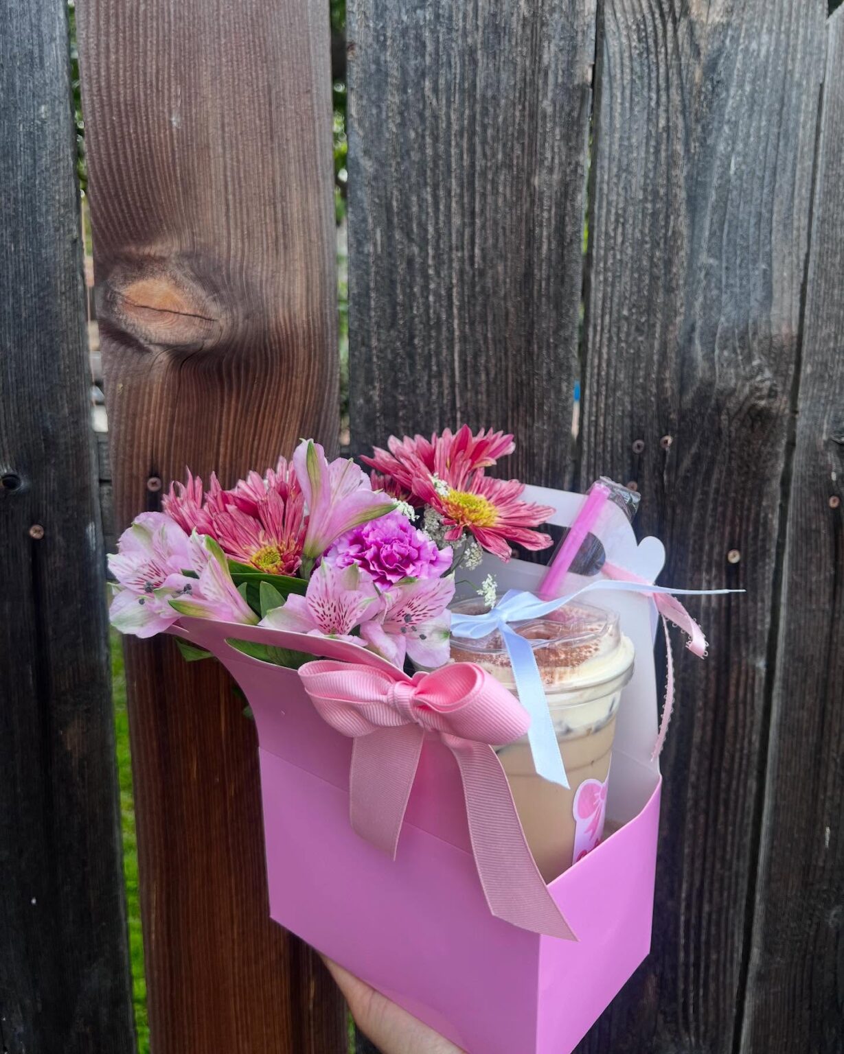 12 Cute Coffee Bouquet Ideas: Unique Coffee Lover Gift Inspo - Coffee ...