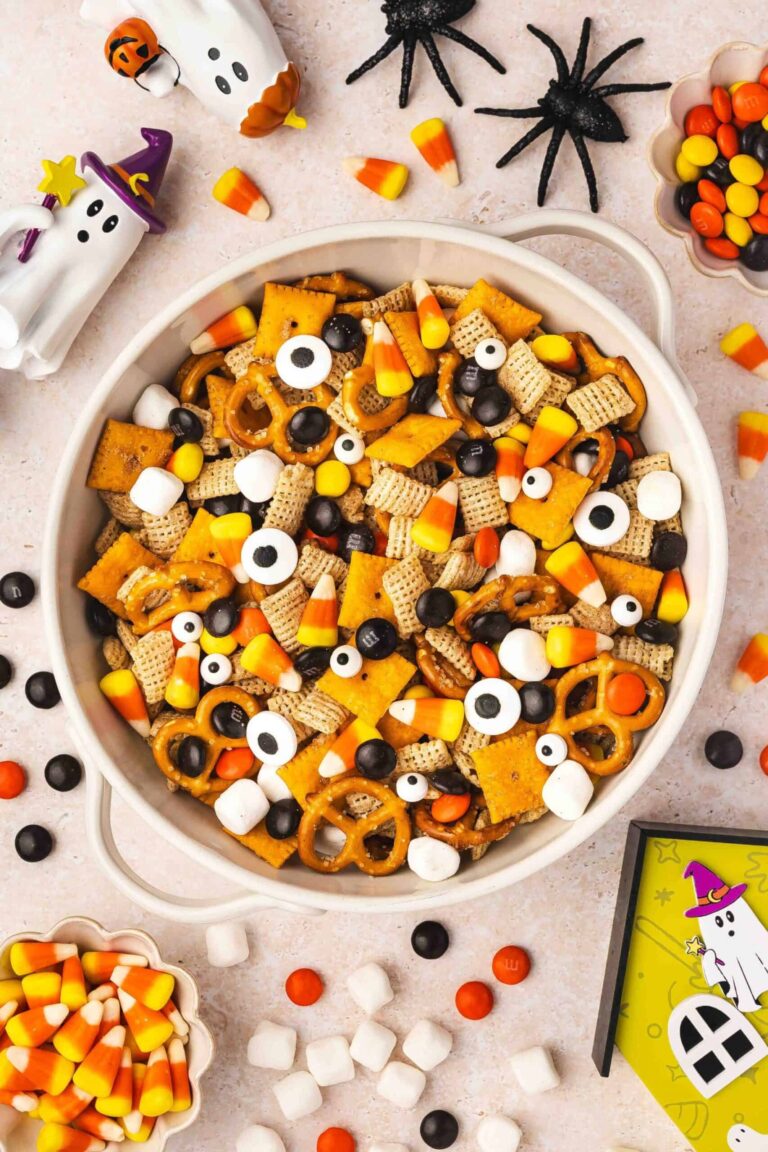 30+ Spooky & Fun Halloween Desserts Everyone Will Love - Coffee Taste ...