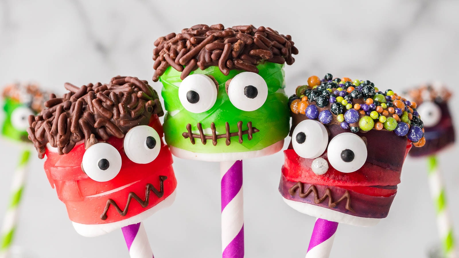 30+ Spooky & Fun Halloween Desserts Everyone Will Love - Coffee Taste ...